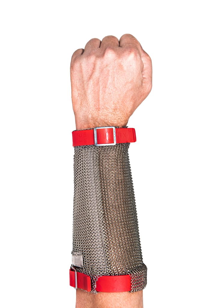 CHAIN ARM GUARD RED AS0219 - Kentmaster UK