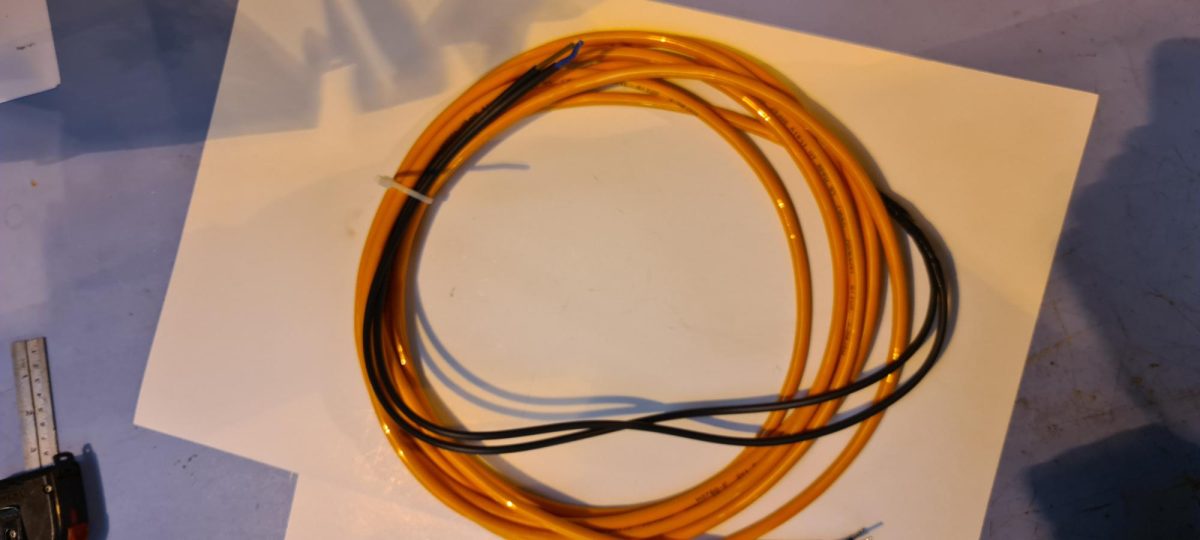 POWER LEAD STRAIGHT ORANGE TONGS - Kentmaster UK